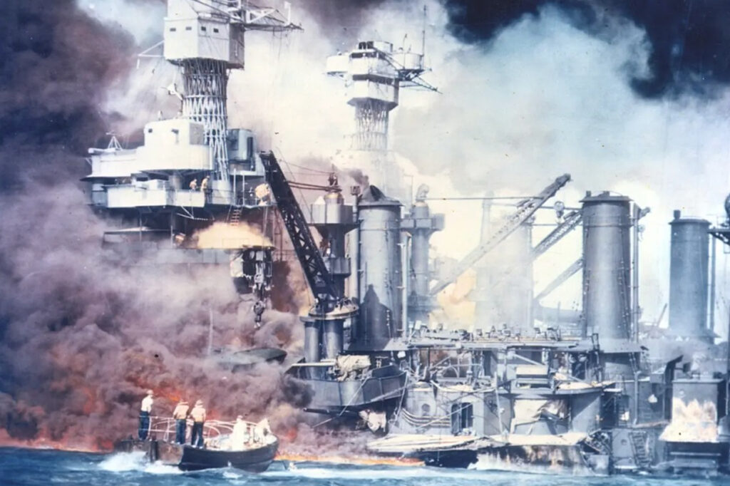 Útok na Pearl Harbor: Zriedkavo videné fotografie tohto útoku | TOPdesať